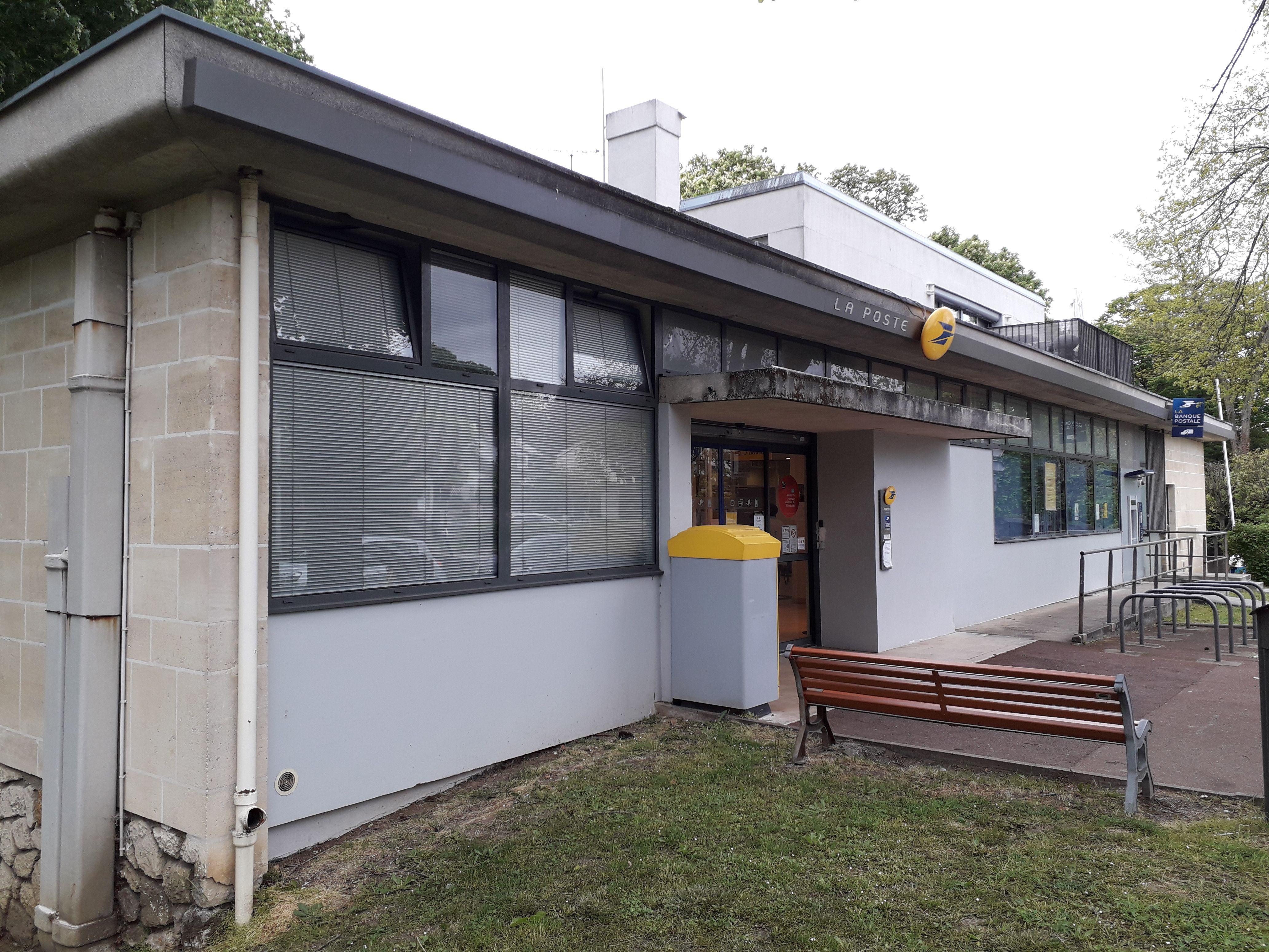 La Poste Evry Village