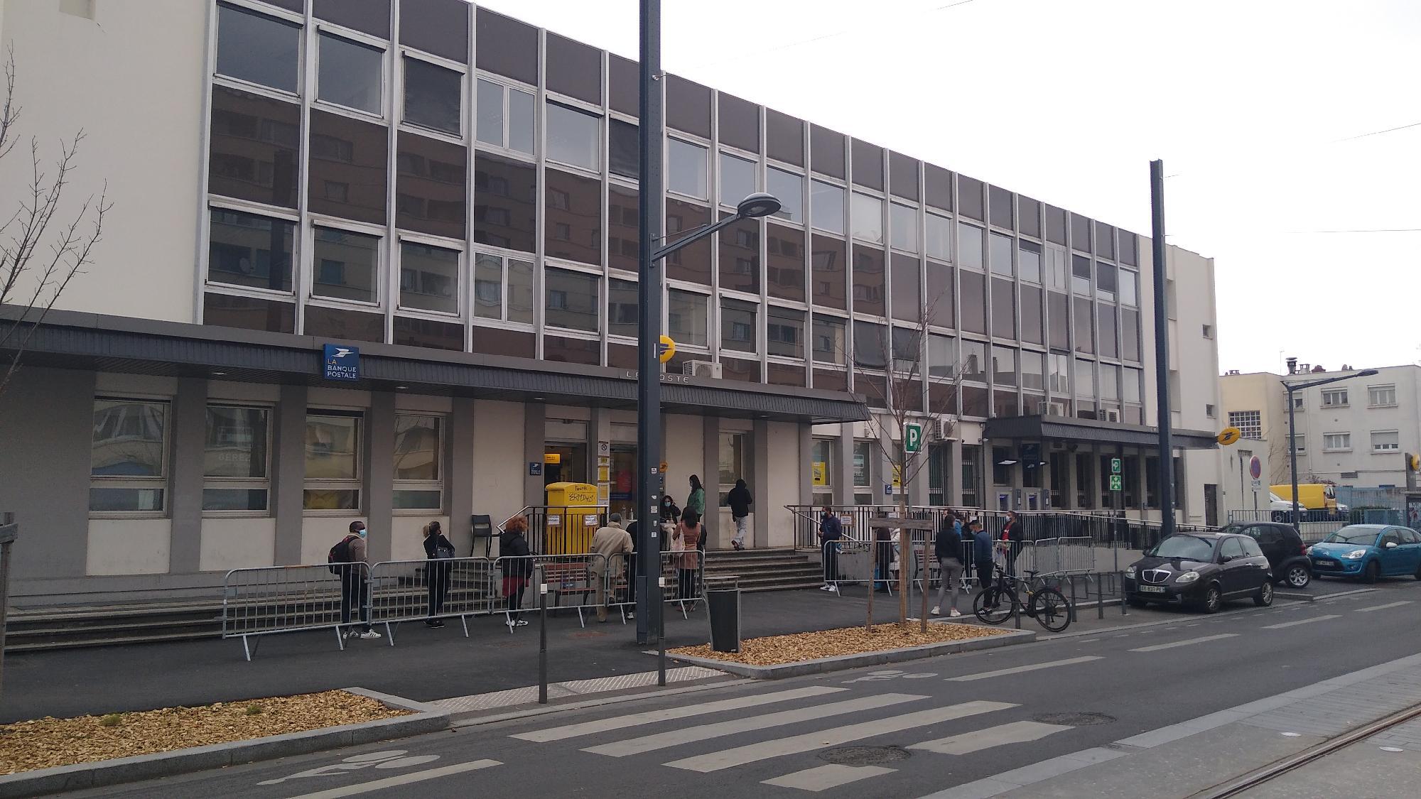 La Poste LYON ETATS UNIS (69008) - La Poste