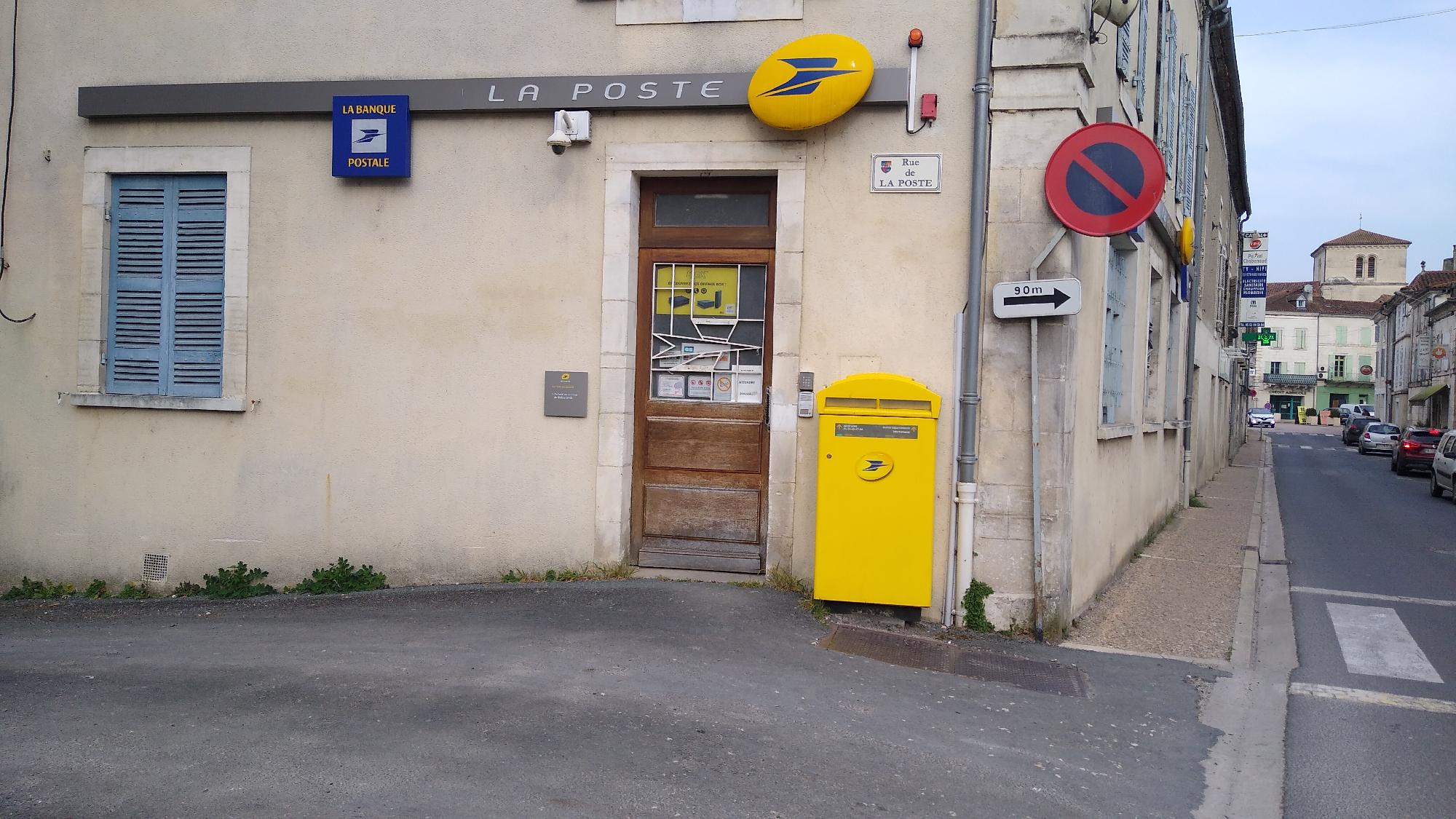 La Poste LISLE (24350) - La Poste