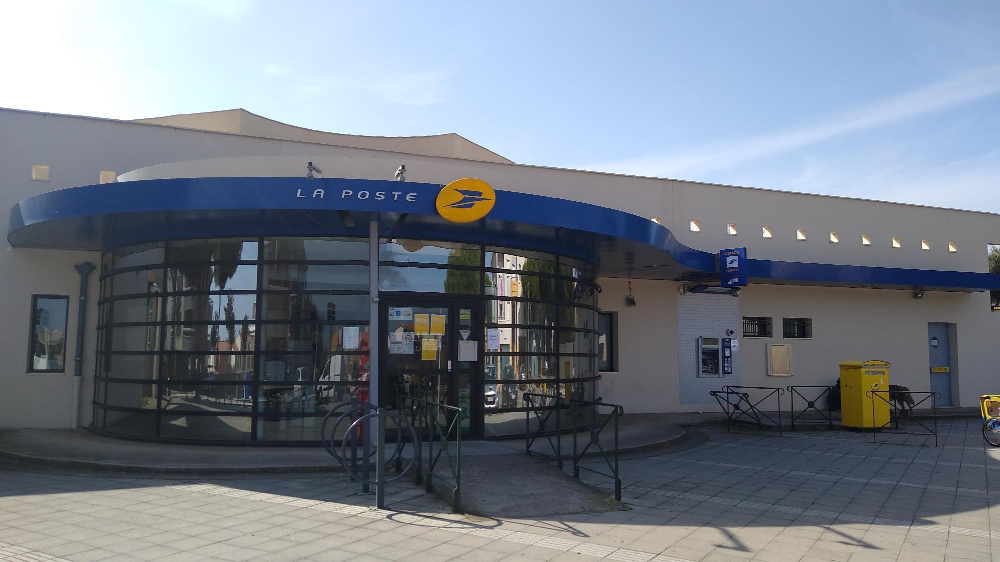 La Poste MEZE (34140) - La Poste