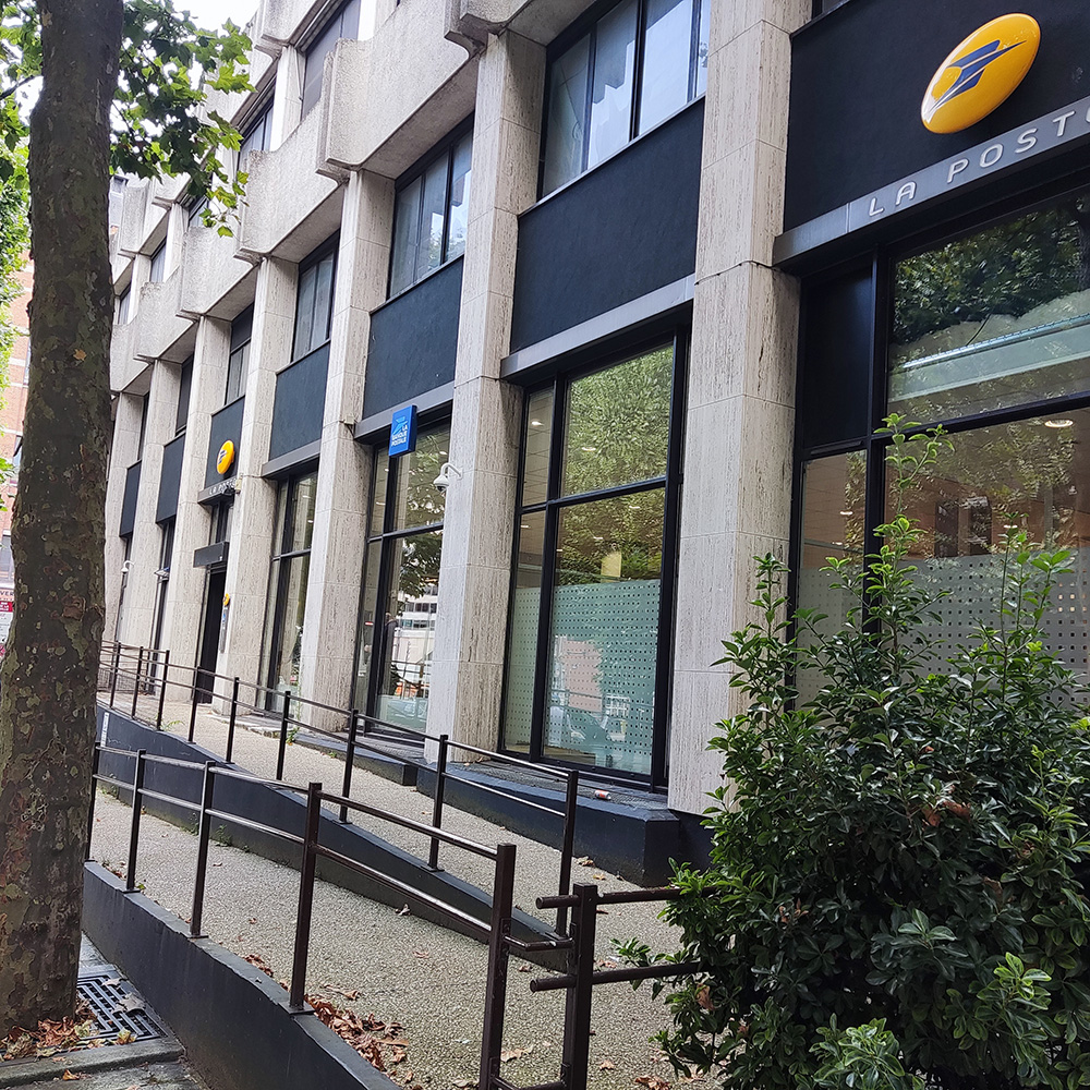 La Poste ROUBAIX GRAND PLACE (59100) - La Poste