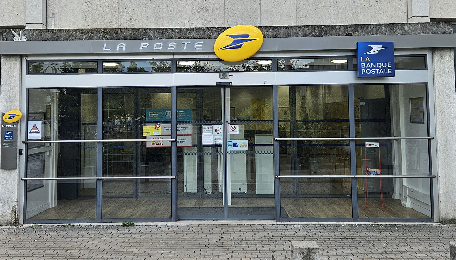 La Poste LYON VALMY (69009) - La Poste